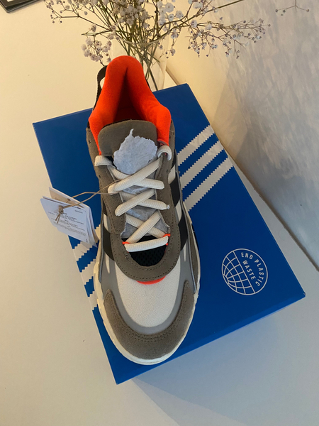 Кроссовки adidas (original)