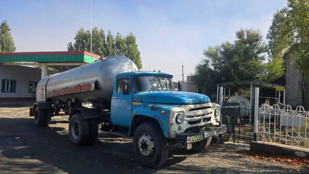 Зил тягач ГАЗАВОЗ