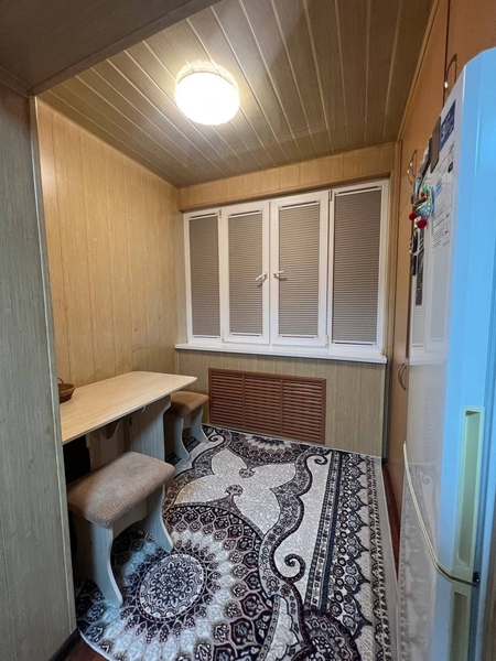 Продам квартиру БИЙ 2/5/5 55м2 Балкон 2х6