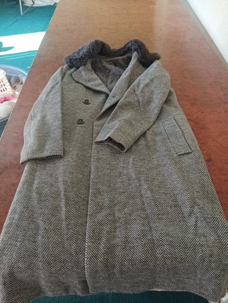 Drap palto sotiladi razmeri 46-48