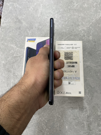 Samsung Galaxy A50 4/64GB