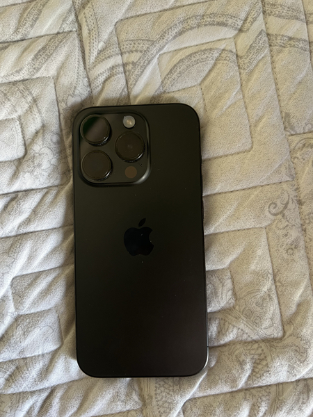iPhone 15 pro 128GB