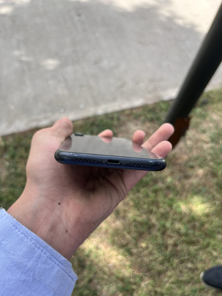 IPhone XR холати яхши