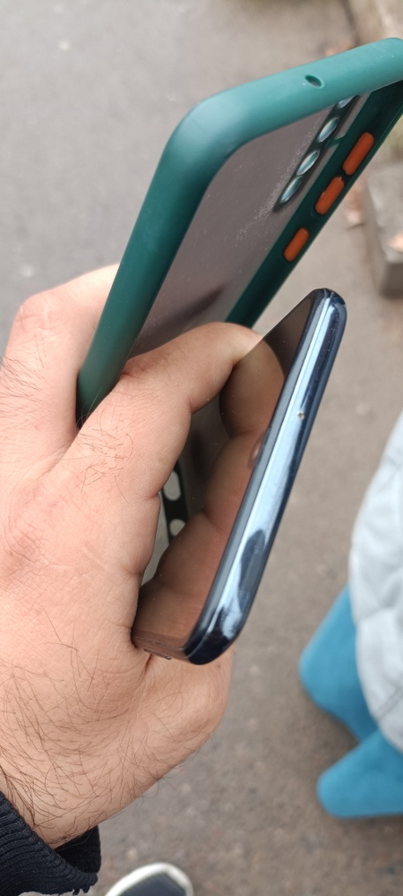 Samsung Galaxy A50 srochna sotiladi