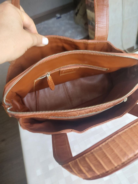 Продаю сумку чистая кожа