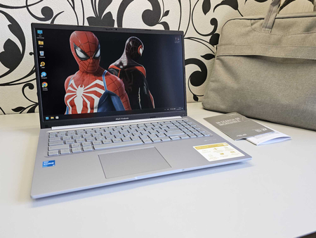 ПРОДАМ ASUS VivoBook 15X Ноутбук Core™ i3-1220P/8GB/512SSD/15.6