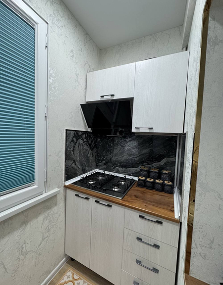 Чиланзар 5квартал 1/3/4. Евро 33м2 Новза метро