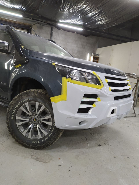 Тюнингованный бампер и решетка Chevrolet Trailblazer рестайлинг