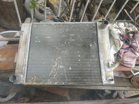 Radiator bor yasalgan gazel volga ga