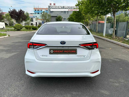 Toyota Corolla Hybrid 1.8L E-CVT Elite Edition В НАЛИЧИИ