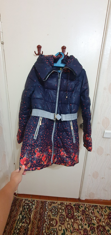 Продается зимняя куртка почти новая
