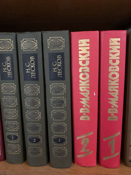 Продаются книги в отличном состоянии
