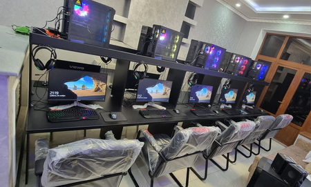 Game Club sotiladi yangi, polniy komplekt stol kreslo tayyor