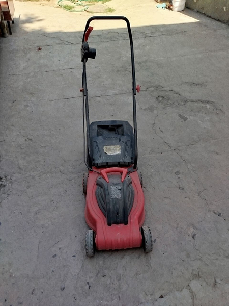 Продаётся газонокосилка
