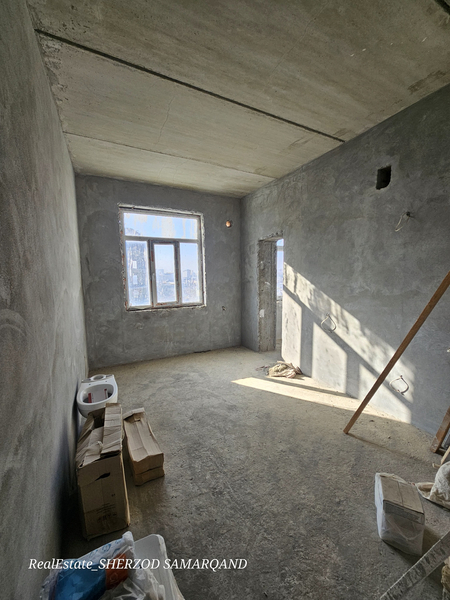Продаётся 104м²  5 этаже ул. Титова