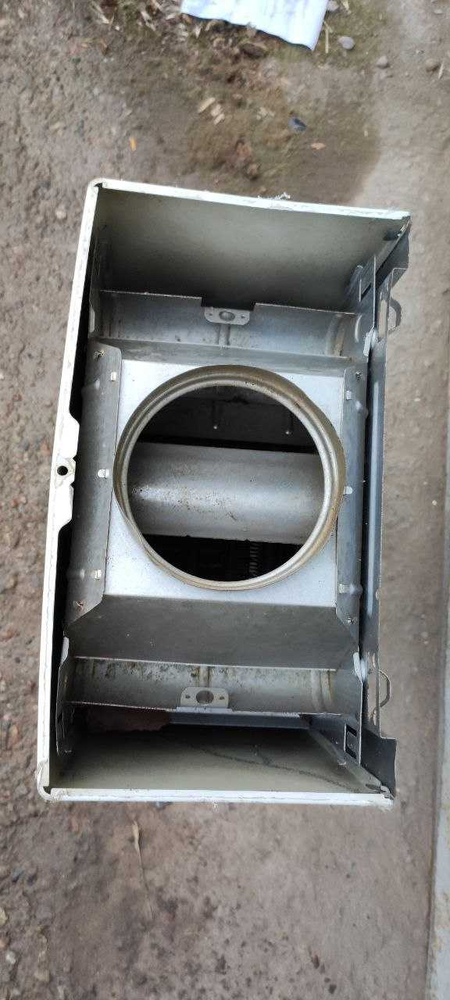 Газовая колонка. Ariston. В хорошем состоянии.