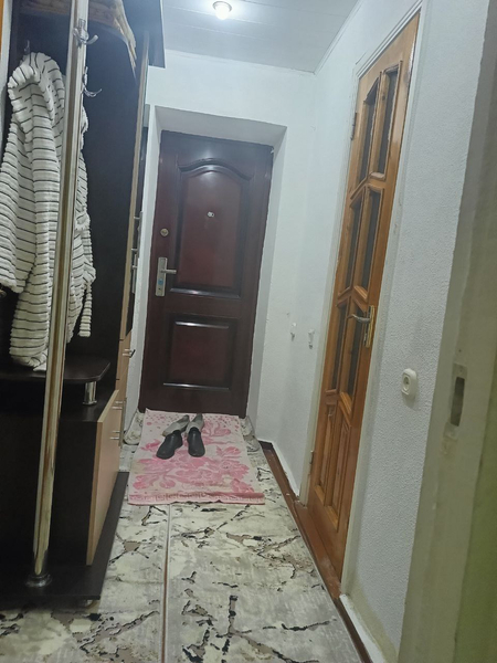 Арендага 2 хона 2 этаж Партсезда.Агентство