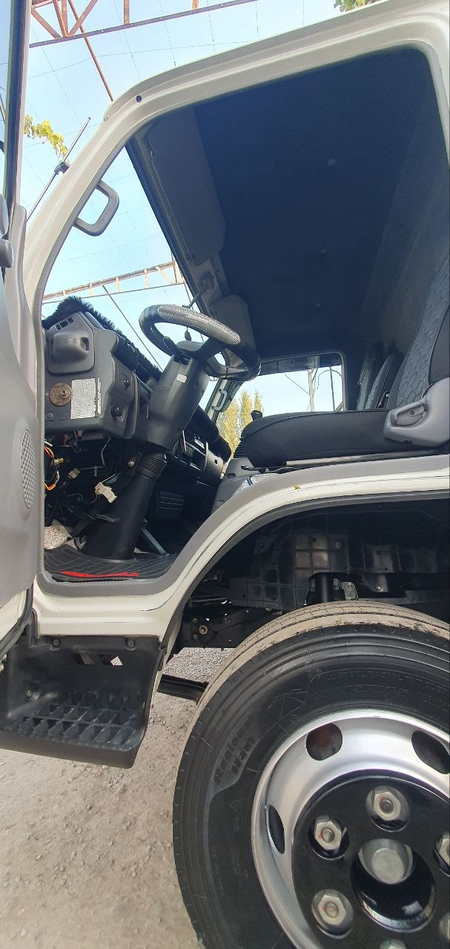 Srochno sotiladi! Isuzu NQR 71PL