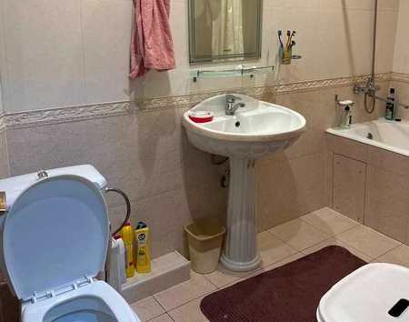 Спец-план, 3/4/4 кирпич, 115 м². Метро Космонавтлар, кафе Джуманджи