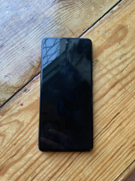 Samsung a51 sotiladi