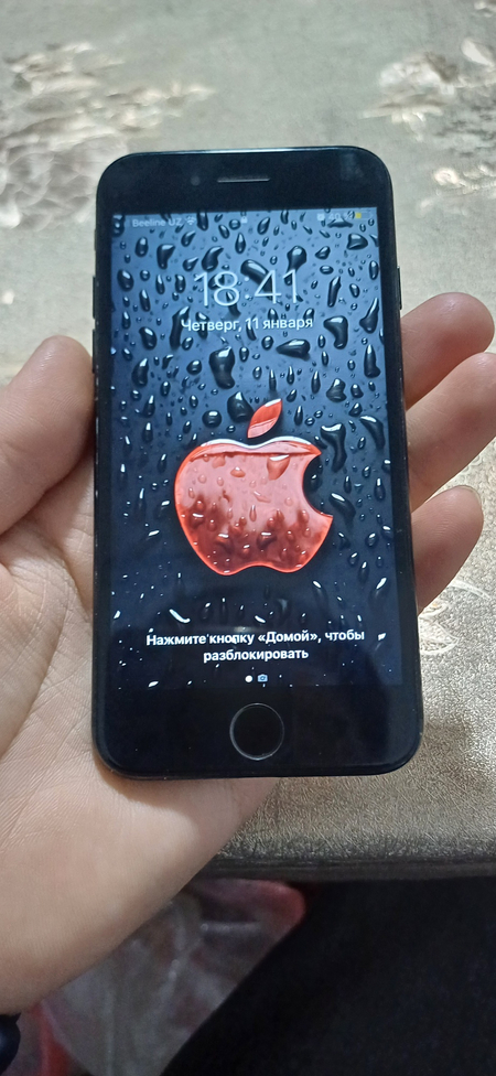 IPhone 7 32gb.   .
