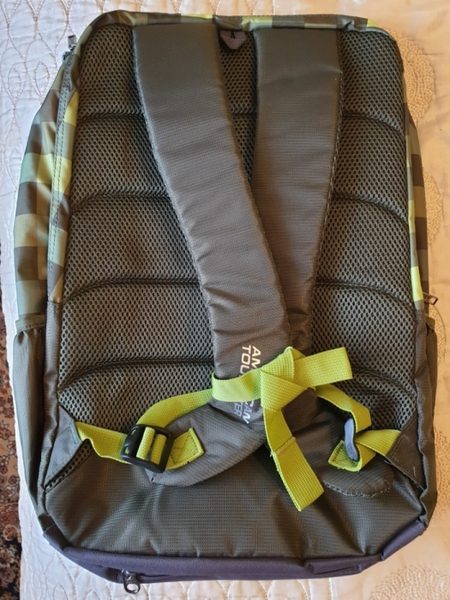 Рюкзак универсальный American Tourister от Samsonite. Есть двух цветов