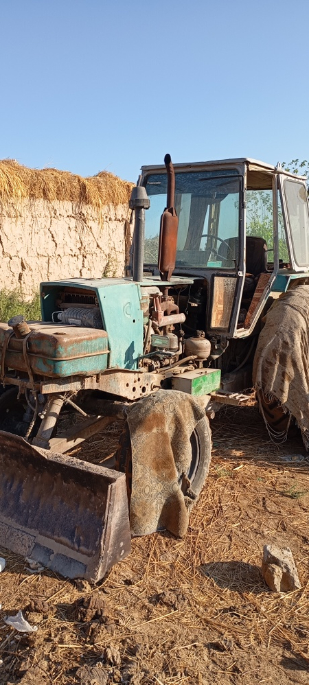 Yumz traktor sotiladi narxi 35 milyon kelishami