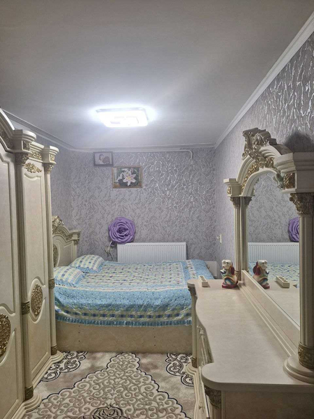 2 хона 4чи кават Фрунзе эски Мегаполис рупарасида