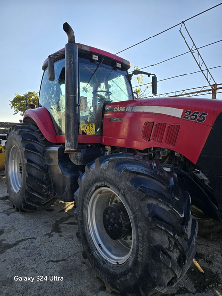 Case IH magnum 255