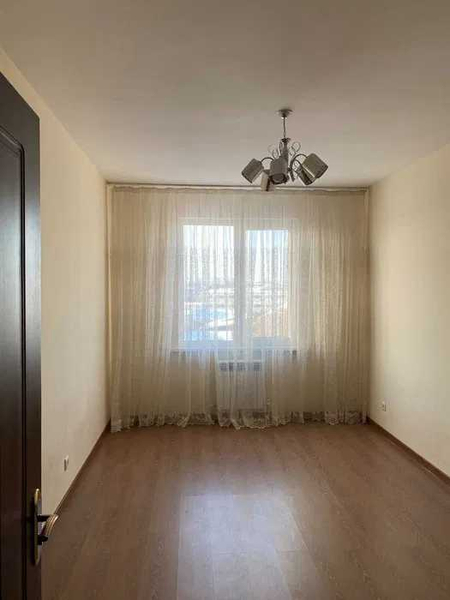 срочна Аренда новостройка 3 комнатная квартира за 360$ id sh 346