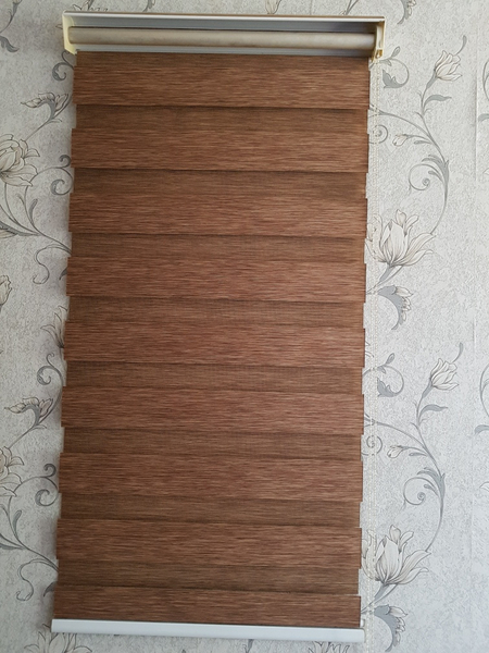 Горизонтальные оконные залюжи на 120 × 63 см., и 120 × 50 см.