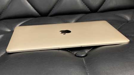 Apple MacBook 2017 года в идеальном состоянии