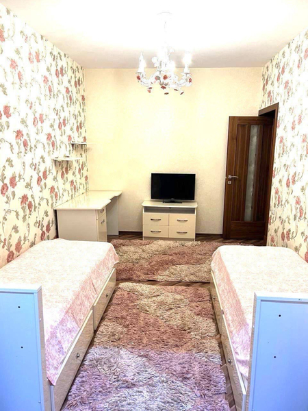 Сдается в аренду 3 ком.квартира 100 м.кв Дархан