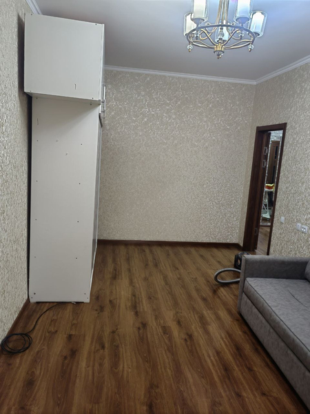 Продаю Квартиру Яшнабадский р-он Авиасозлар-1 Франция 2-ком 62м2. 3-эт