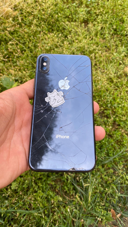 Iphone X 256 gb srochna sotiladi