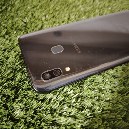 Samsung A20 sotiladi