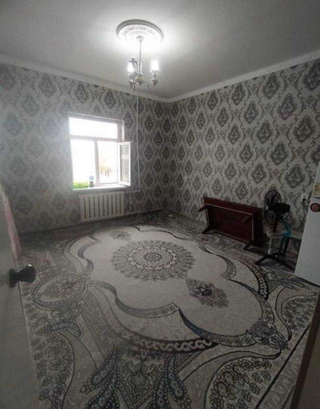 uy sotiladi eski obwaga 2 xona xamma waroyiti ichida 36000$