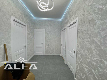 2 xonali 70m² 3-qavat sotiladi