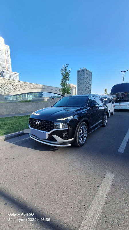 Hyundai SantaFe сотилади