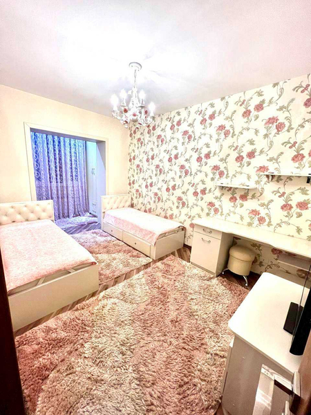 Сдается в аренду 3 ком. квартира 100 м.кв ул.Тамара Хонум,Дархан.