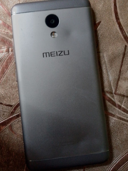Telefon sotiladi