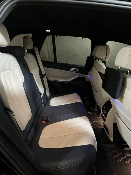 BMW X5 40i в отличном состояние