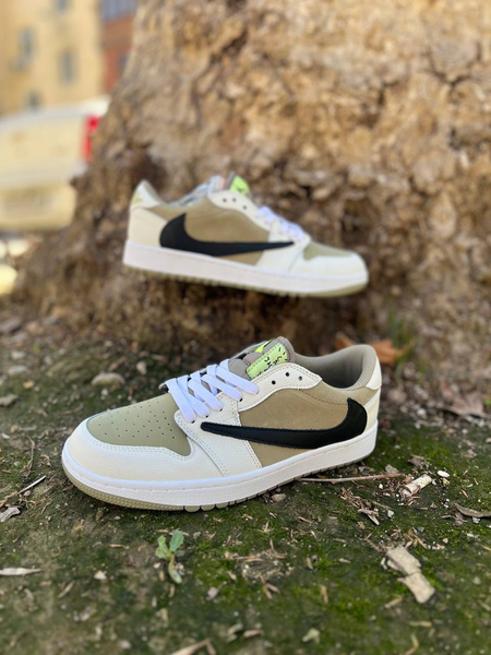 Nike Air Jordan Travers