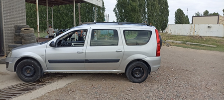 Lada largus 2014