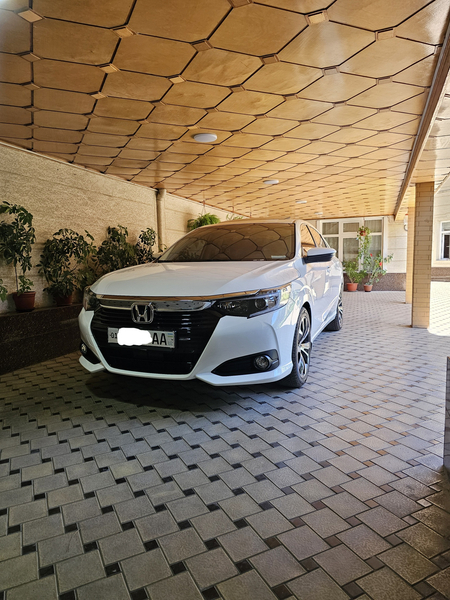 Honda crider 1.0 turbo, oq, lyukli