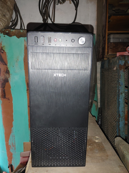 Продам кейс,мат плату,колонки,игровую мышь блок питания 600w