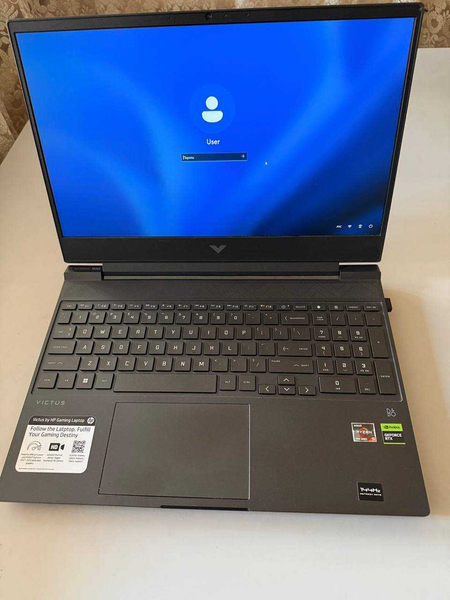 HP victus gaming
