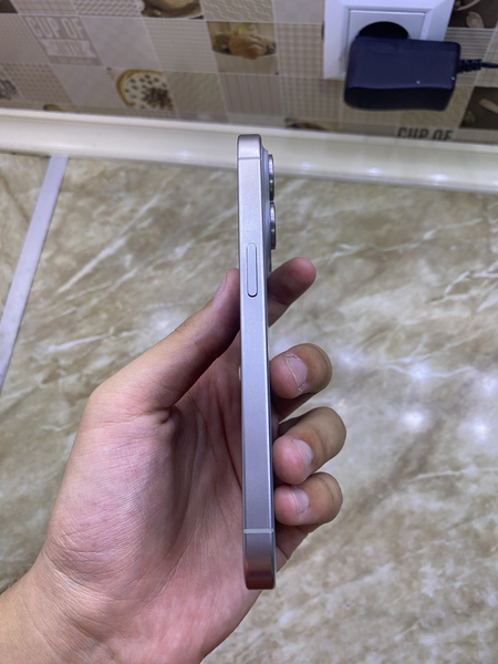iphone 15 pro ideal