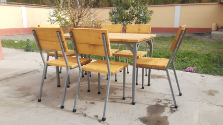 Stol, stul (Стол, стул)