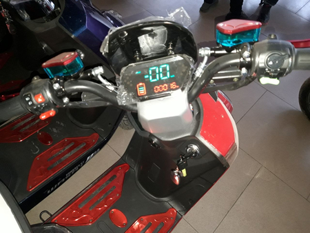 Elektro skuter bmw